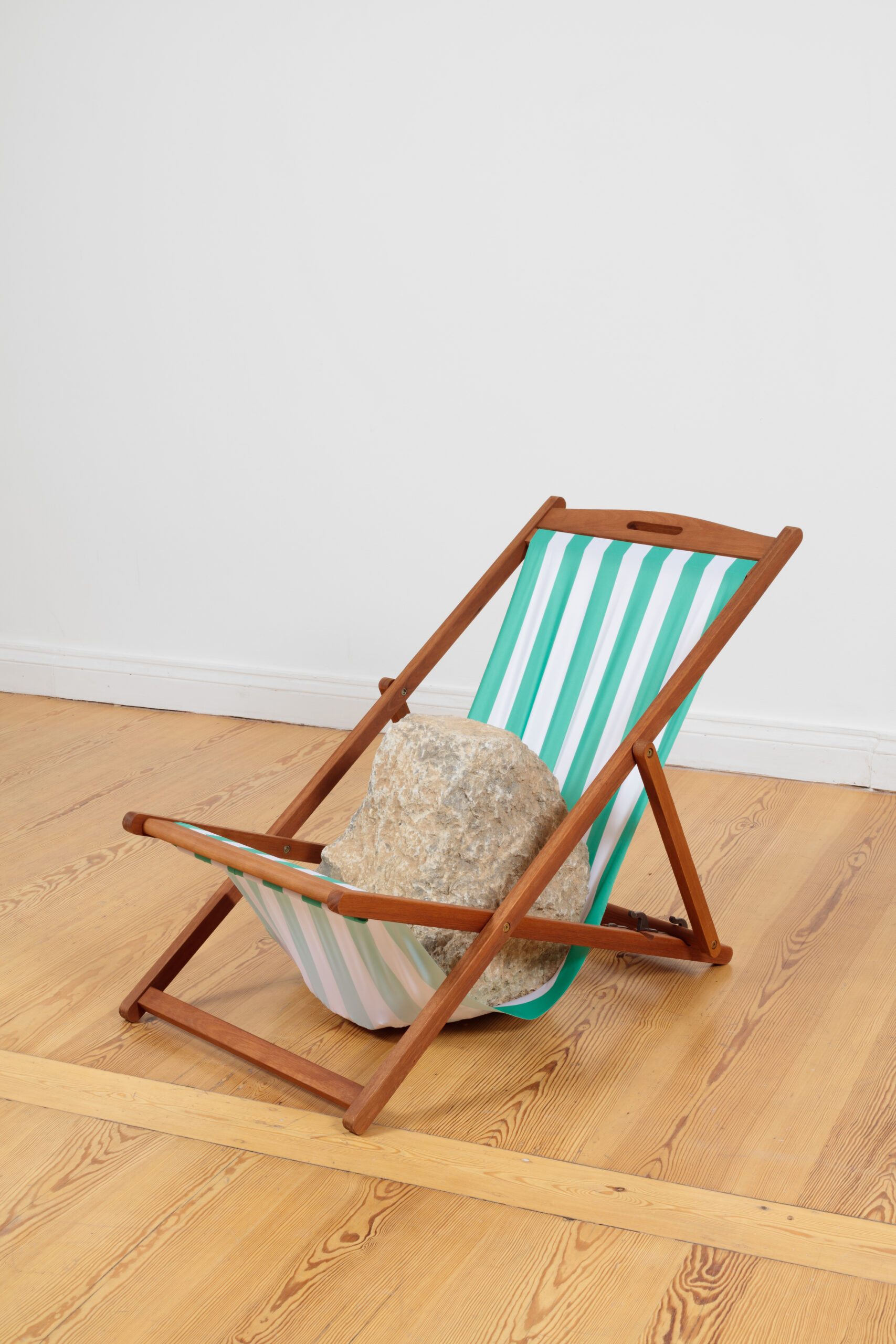 Manon Awst: Stone‘s throw — PSM